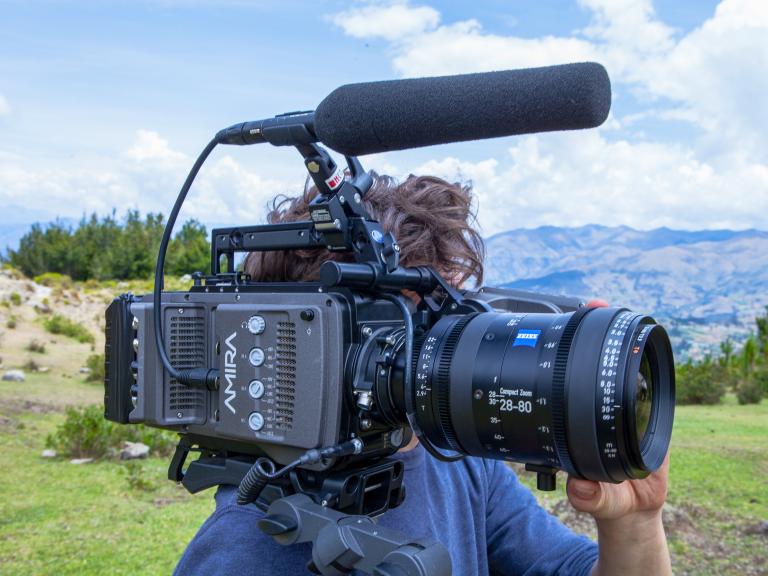 Lenses | ZEISS Cinematography